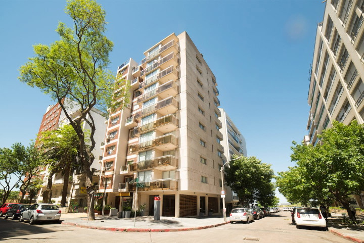Sea View Studio Type - Montevideo