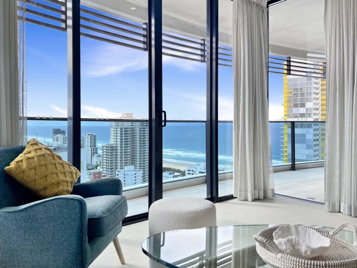 Luxe Oracle Tower 2 Ocean View Lvl 28 Pool Parking - Broadbeach