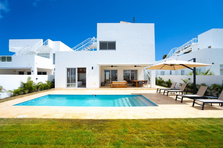 Rooftop Ocean View Villa Steps To Beach - Cabarete