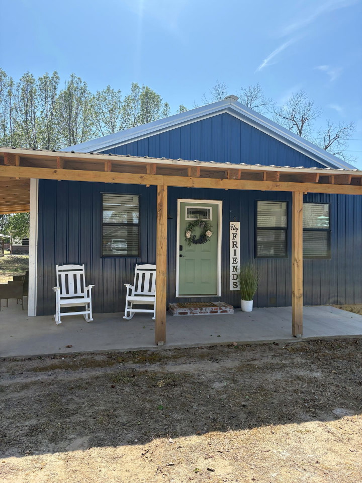 Coweta Little Blue House - Broken Arrow, OK
