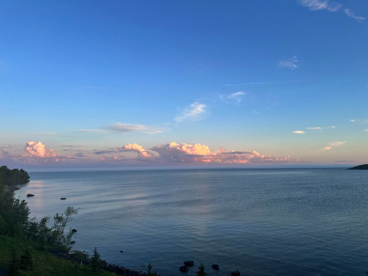 Stunning Waterfront Condo- Pool/ (3br 3bath) - Two Harbors, MN