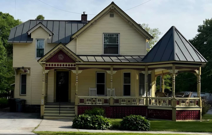 Historic 4 Bed 2 Bath Victorian Estate Fast Wifi - Castleton, VT