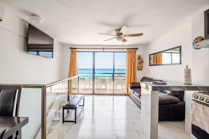 Corner Apartment, Spectacular Views - Cancún