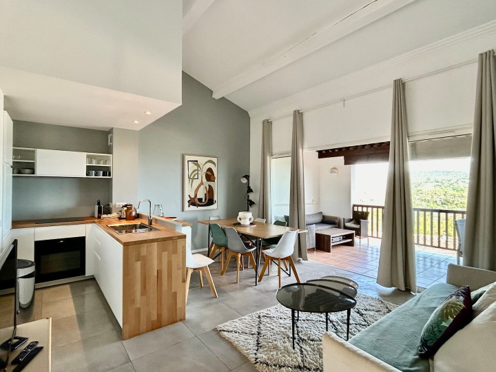 Les Restanques Bastide Vue Mer 3 Chambres 3123 - Grimaud
