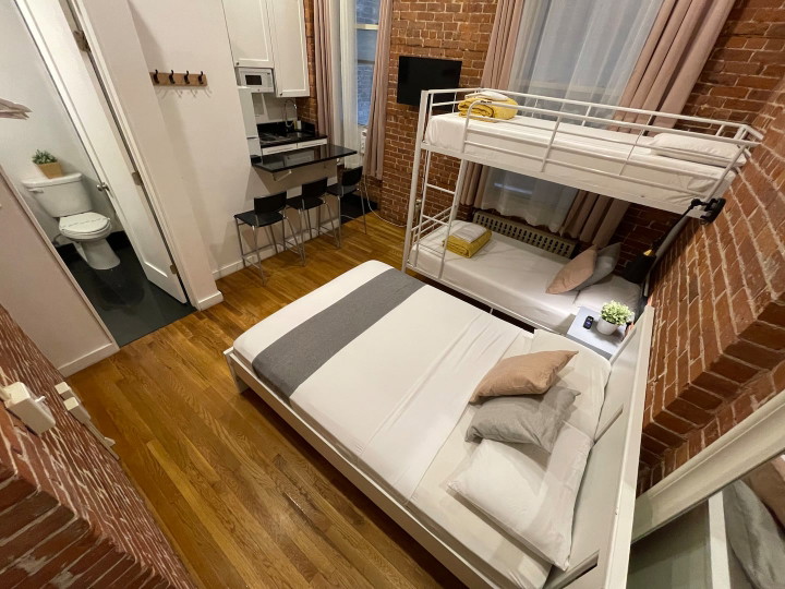 Rarefind Midtown Location Studio With Full Kitchen - New York City