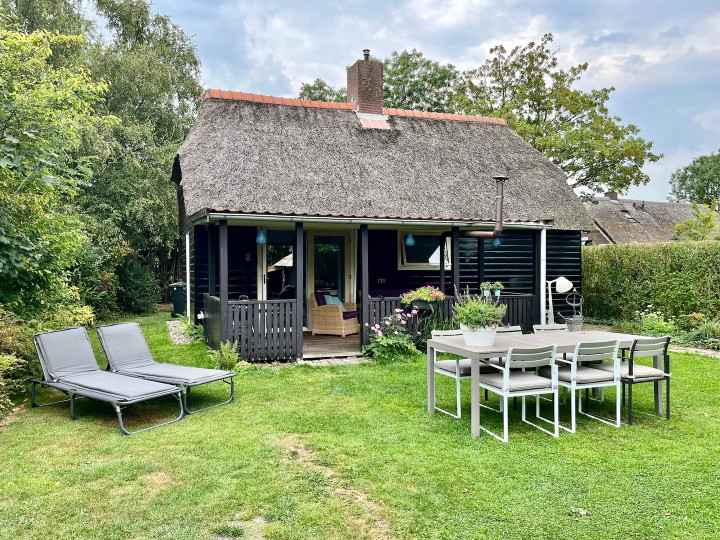 Lovely Thatched Holiday Home In Giethoorn - Giethoorn