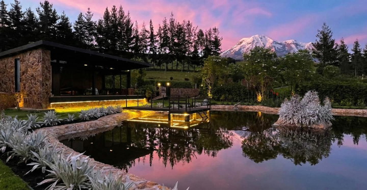 Cabaña En Rumicocha Frente Al Chimborazo Con Lago - Ecuador
