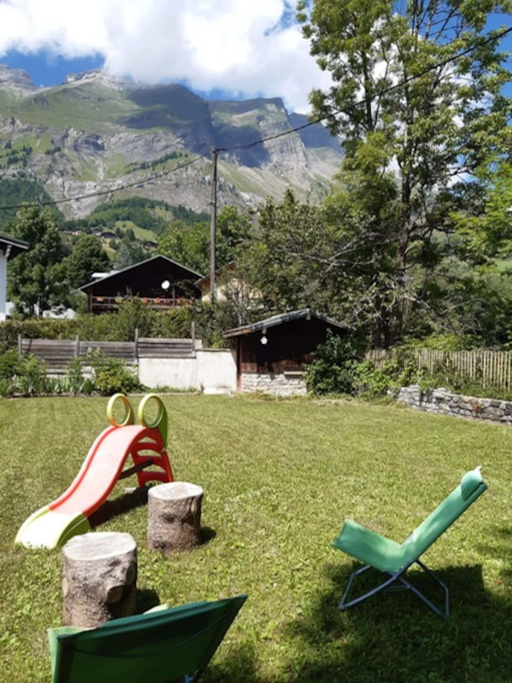 71m² Rénové 3*/rez-de-chaussée/vue Montagne/jardin - La Clusaz