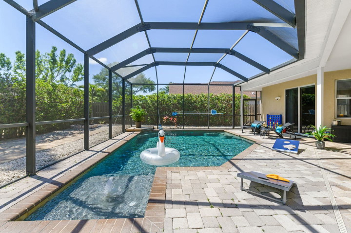 Saltwater Pool, Near Mlb Spring Training & Beach! - Dunedin, FL