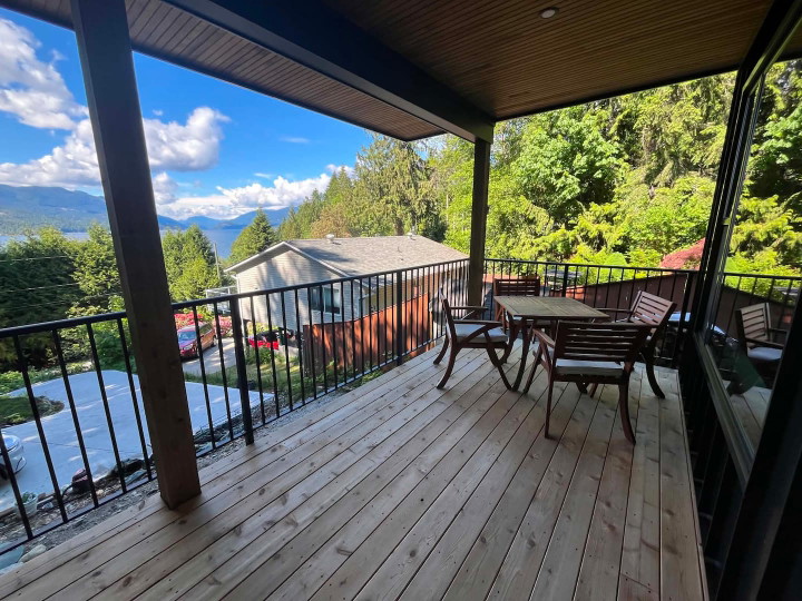 Tranquil Sandy Hook Suite Overlooking Inlet - Sechelt