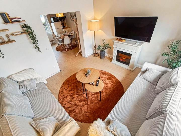 Central & Quiet Apartment | Near Vw & Main Train Station + Parking - Wolfsburg