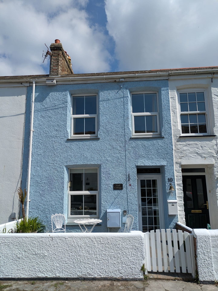 Cottage On Quiet Street, Steps To Shops & Beaches - Newquay