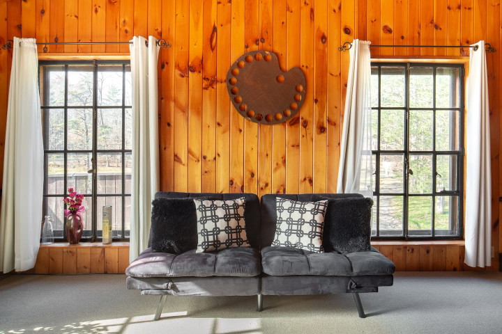 Cozy Log Cabin Vibes At A Peaceful Studio On A Small Farm - Woodstock, NY