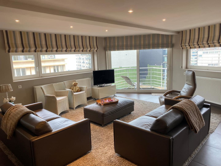 Bel Appartement Spacieux 7 Pers Avec Vue Sur Mer - La Panne