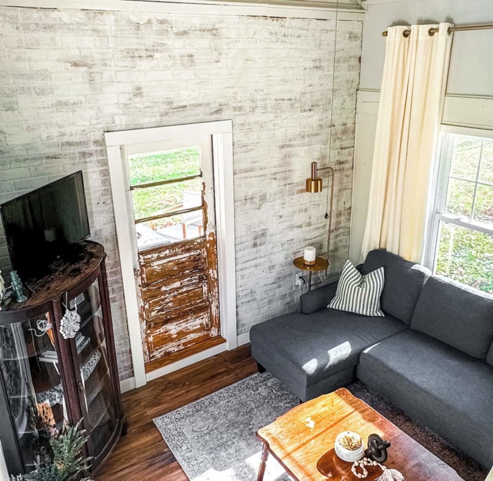 The Country Loft - Albion, MI