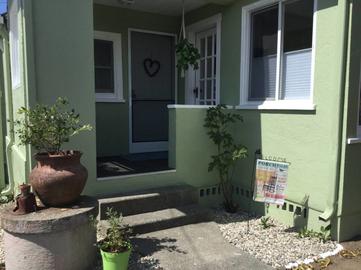 Charming Cottage In Henderson Center - Eureka, CA