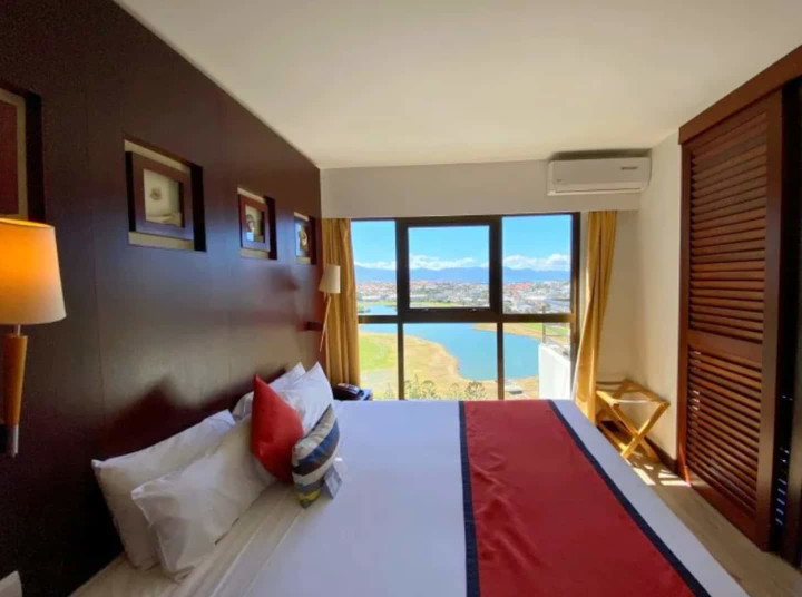 Furnished Studio (17th Floor!) In The Heart Of Anse Vata - Nouméa