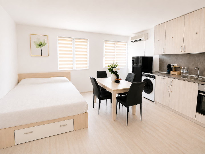 Boutique Apartment City Center Self Check-in - Burgas