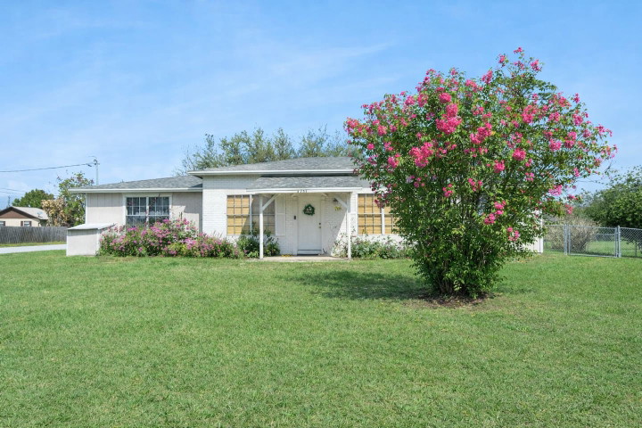 Charming 3br Home In St Cloud - St. Cloud