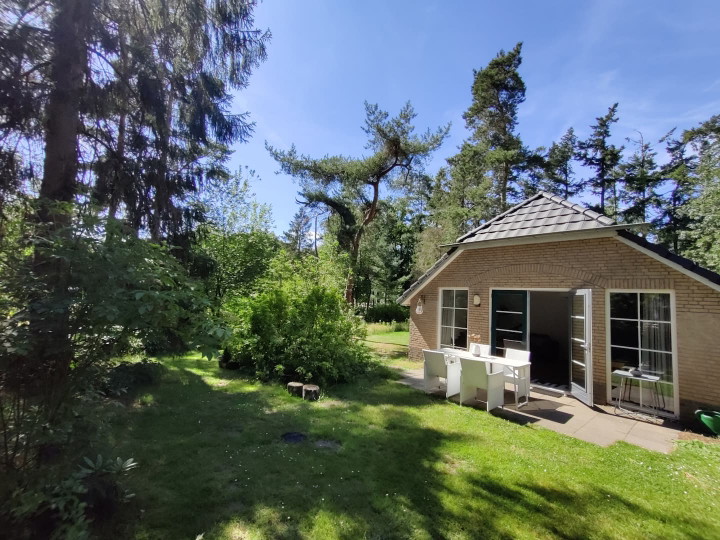 Veluwse Farmhouse With Large Garden - Veenendaal