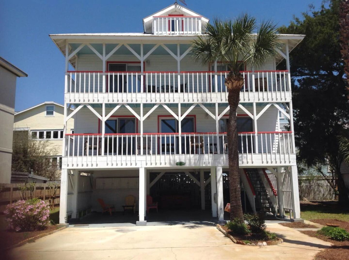 Balconies W/ocean Views, Hot Tub, Covered Patio - Georgia, GA