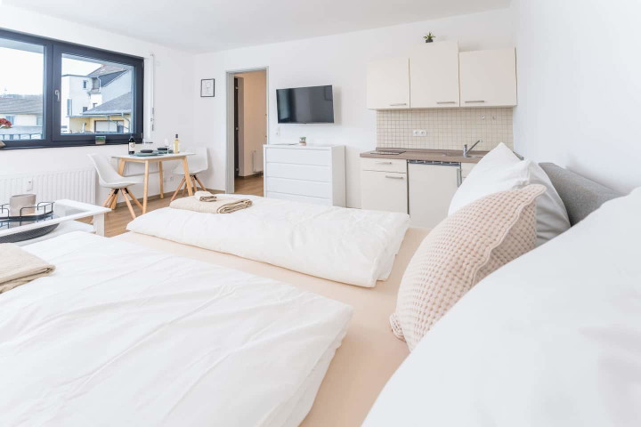 Modern City Apartment With Parking & Balcony - Koblenz