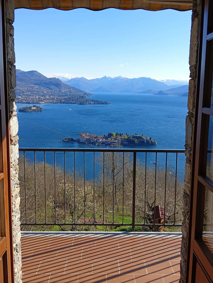 A Balcony On Lake Maggiore Tax Code 10306400094 - Stresa