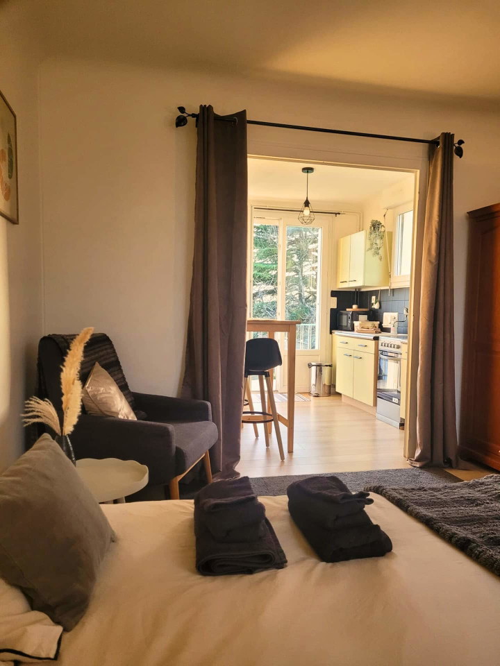 Studio Cosy Avec Balcon  Parking Gratuit - Niort