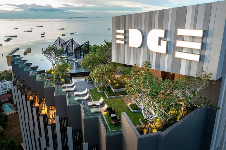 Edge Condo Seaviw 2-bedroom/base Phase 2 New Luxury Two-bedroom Full Sea View Apartment - Pattaya