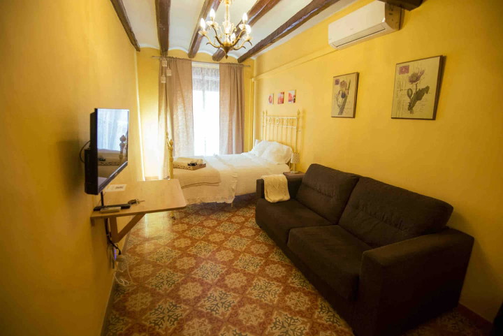 Joli Appartement D'1 Chambre Dans Une Charmante Ville Médiévale - Montblanc