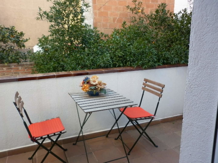 Row House With Mandarine Tree +Wifi - Barcelona