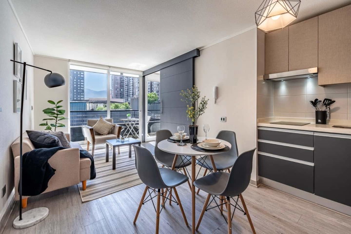 Modern 1 Bedroom, 1 Bathroom, A/c, Wi-fi | 2 People | Metro Sta. Lucía 3 - Santiago, Şili