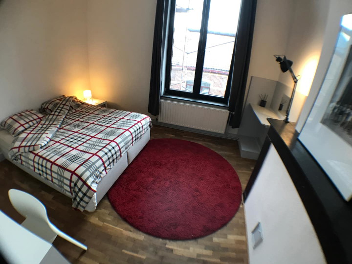 Centre-ville, Au Calme, Logement éQuipé Et Cosy! - Mons