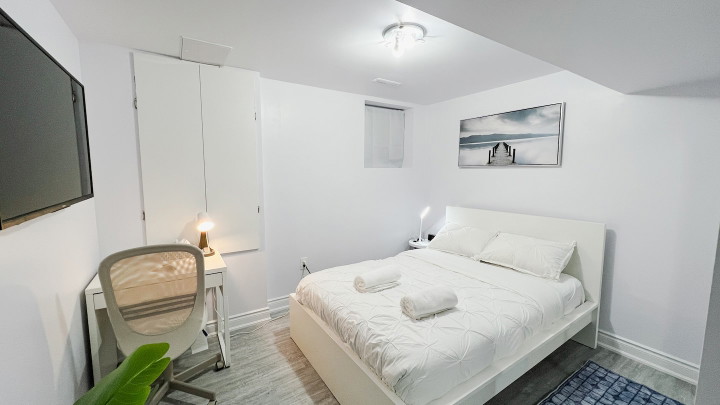 Cozy Private 1-bedroom Suite | Entire Apartment - Brampton