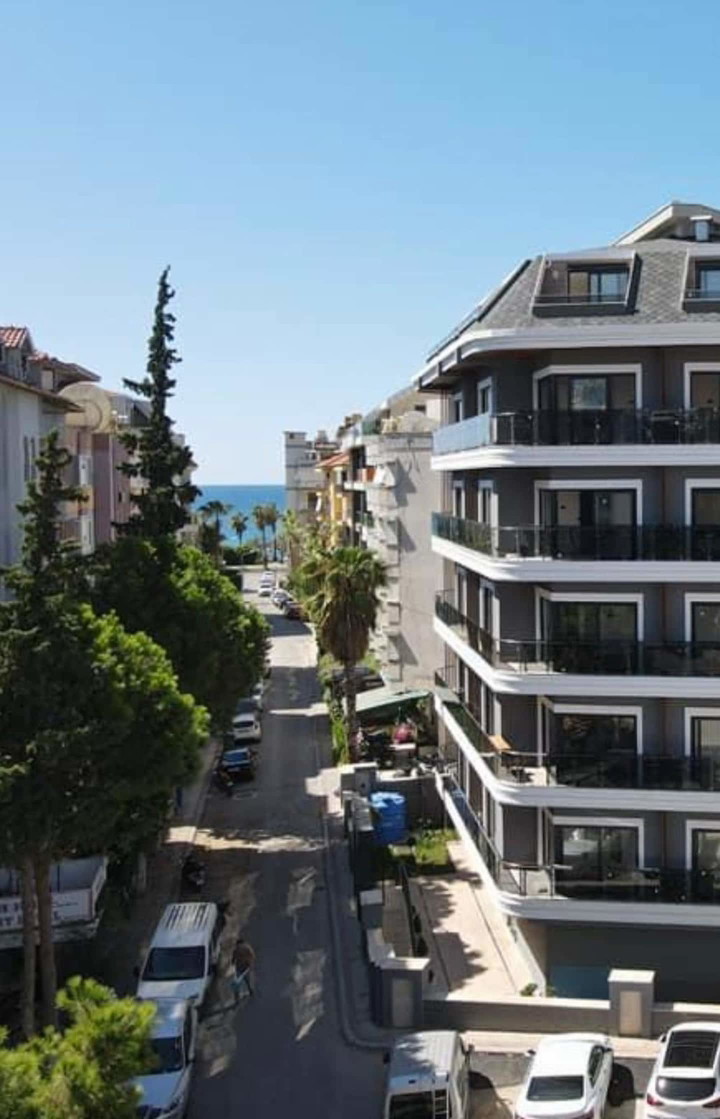 Keykubat Plajında (Denize 100 M) - Alanya