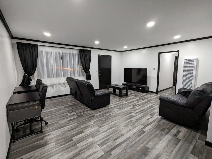C-discounted 3 Bedroom (4 Beds) 2 Bathroom (7123) - Downey, CA