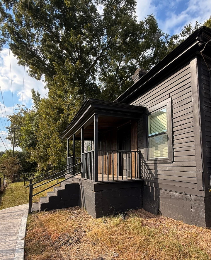 Cute & Cozy In The Heart Of Town - Rock Hill, SC