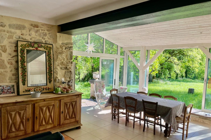Family Home, Riverside - Francia