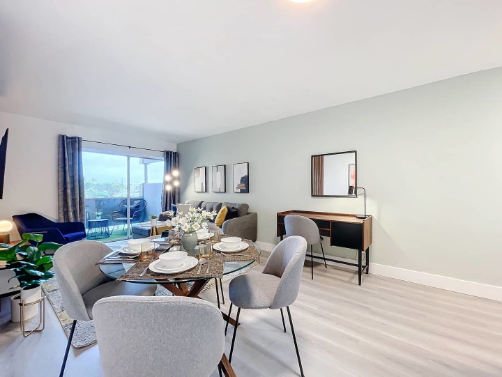 Stylish & Cozy Living 2br With Pool - Bahamas