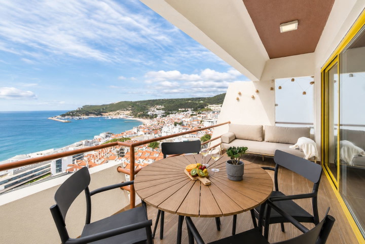 Maravista - Sea View Balcony And Private Parking - Sesimbra