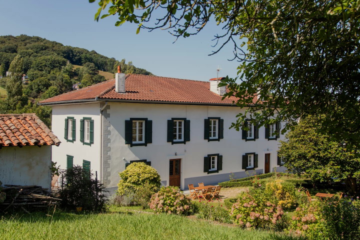 Maison De Charme Au Pays Basque - Hasparren