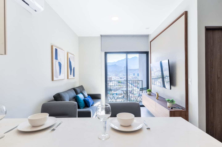 ¡Luxury In Centro! Parking, Gym & King - 4 People - Monterrey
