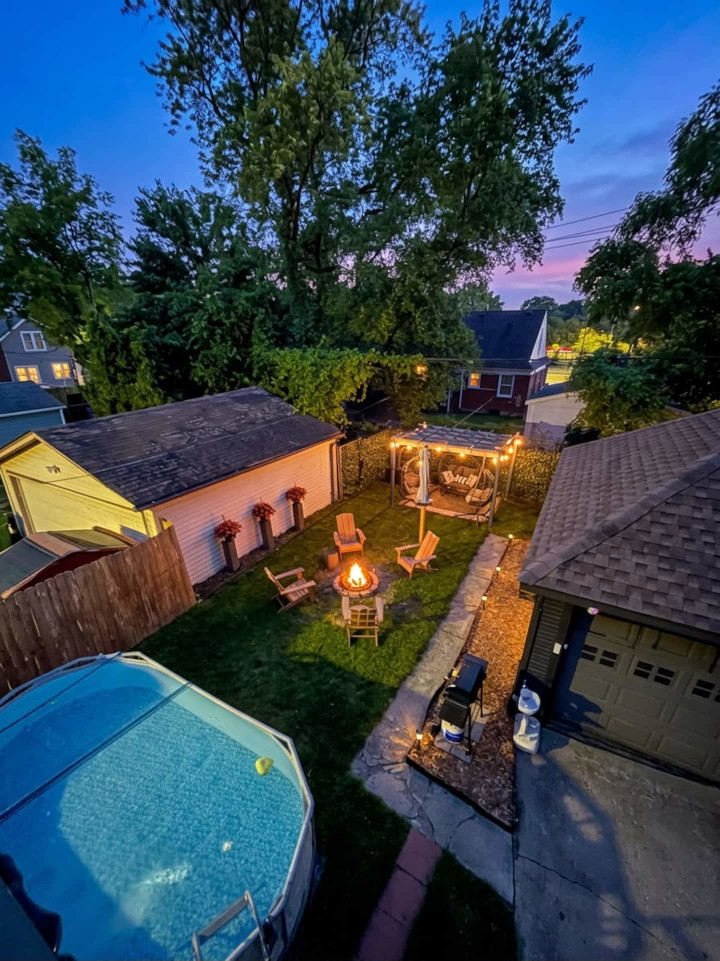 Stylish 3br | Pool, Hot Tub  10 Min To Downtown - Dearborn, MI