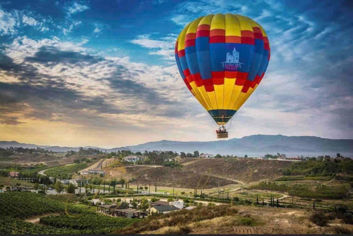 Your Home Away From Home Near Wineries & Old Town - Temecula