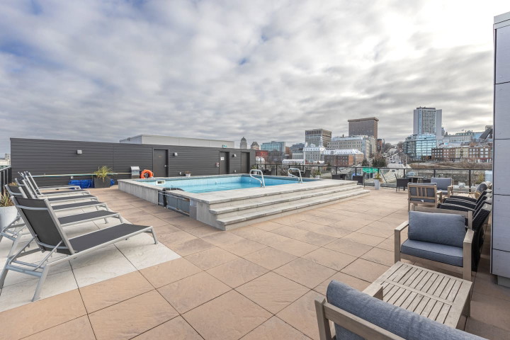 L'horizon Urbain, Parking, Toit-terrasse-piscine - Quebec City