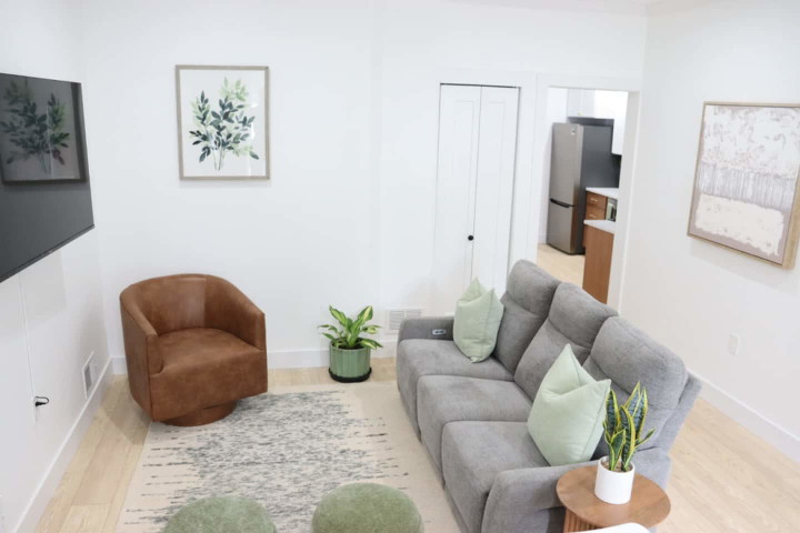Montclair 2br | Patio + Walk To Nyc Train - Montclair, NJ