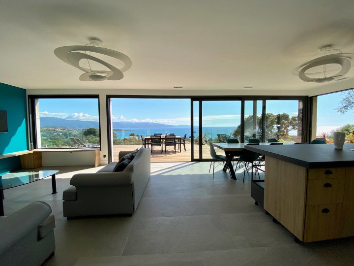 A Luxurious Villa With A Secret Passage, Stunning Ocean Views, And A Heated Pool. - Cargèse