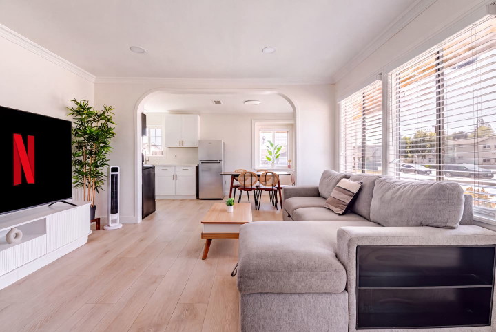 Modern 3br Family Home Near Disneyland & Knotts - Long Beach, CA