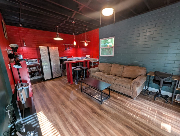 Colonialtown Guesthouse - Leu Gardens & Plaza Live - Winter Park, FL