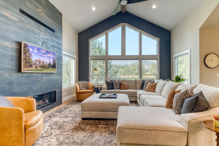Eagle Crest On 17th Green- 3 King Suites + Hot Tub - Redmond, OR